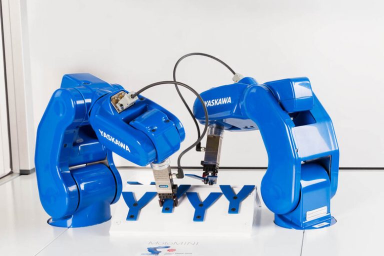 Robot Yaskawa MotoMini – Ha Phong JSC
